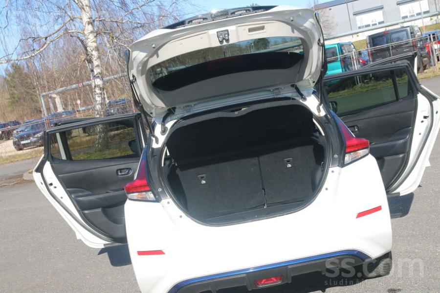 Balts Nissan Leaf 2018 Rīga, ar dzinēja tilpumu 0.00 L un nobraukumu 0 tūkst. km par 10990 €, foto 20 vietnē AUTOMOTO.COM.LV