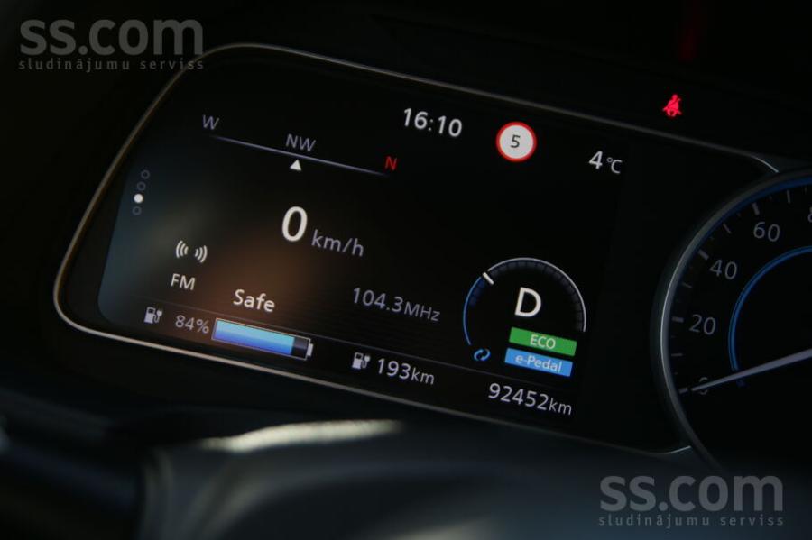 Balts Nissan Leaf 2018 Rīga, ar dzinēja tilpumu 0.00 L un nobraukumu 0 tūkst. km par 10990 €, foto 32 vietnē AUTOMOTO.COM.LV