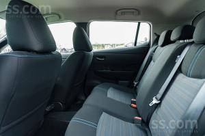White Nissan Leaf 2018 in Riga, with an engine capacity of 0.00 L and mileage of 154 thousand km for 9930 €, photo 5 on AUTOMOTO.COM.LV