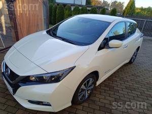 White Nissan Leaf 2018 in Riga, with an engine capacity of 0.00 L and mileage of 154 thousand km for 9930 €, photo 15 on AUTOMOTO.COM.LV