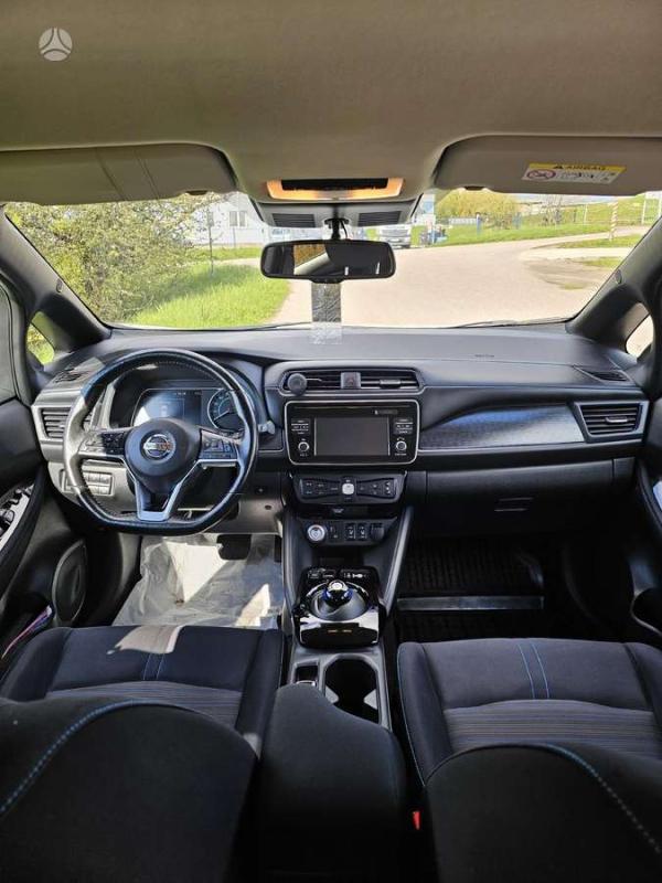 Balts Nissan Leaf 2018 Šauļi, ar dzinēja tilpumu 0.00 L un nobraukumu 63 tūkst. km par 10000 €, foto 8 vietnē AUTOMOTO.COM.LV