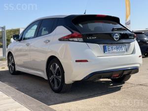 White Nissan Leaf 2018 in Riga, with an engine capacity of 0.00 L and mileage of 130 thousand km for 8900 €, photo 18 on AUTOMOTO.COM.LV