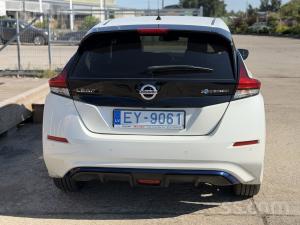 White Nissan Leaf 2018 in Riga, with an engine capacity of 0.00 L and mileage of 130 thousand km for 8900 €, photo 19 on AUTOMOTO.COM.LV