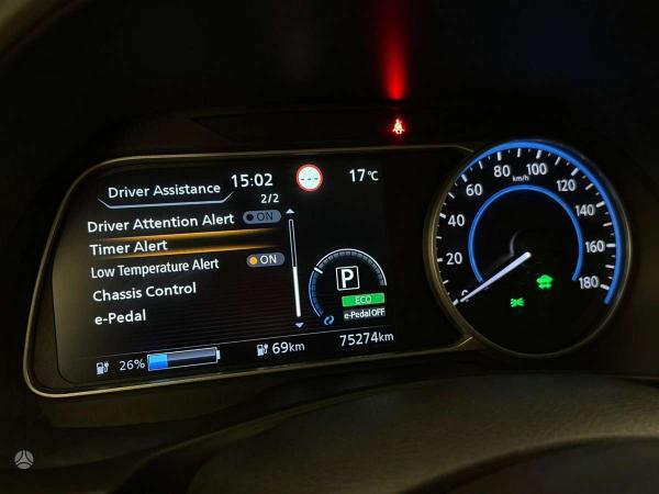 White Nissan Leaf 2018 in Marijampole, with an engine capacity of 0.00 L and mileage of 75 thousand km for 10999 €, photo 4 on AUTOMOTO.COM.LV