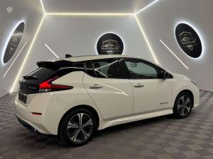 White Nissan Leaf 2018 in Marijampole, with an engine capacity of 0.00 L and mileage of 75 thousand km for 10999 €, photo 14 on AUTOMOTO.COM.LV