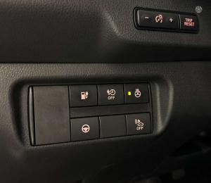 White Nissan Leaf 2018 in Marijampole, with an engine capacity of 0.00 L and mileage of 75 thousand km for 10999 €, photo 15 on AUTOMOTO.COM.LV