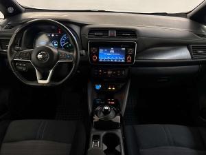White Nissan Leaf 2018 in Marijampole, with an engine capacity of 0.00 L and mileage of 75 thousand km for 10999 €, photo 19 on AUTOMOTO.COM.LV