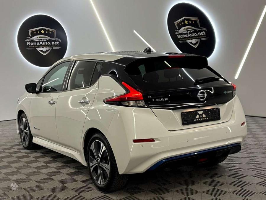 White Nissan Leaf 2018 in Marijampole, with an engine capacity of 0.00 L and mileage of 75 thousand km for 10999 €, photo 32 on AUTOMOTO.COM.LV
