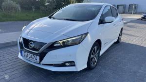 White Nissan Leaf 2018 in Vilnius, with an engine capacity of 0.00 L and mileage of 97 thousand km for 10500 €, photo 5 on AUTOMOTO.COM.LV