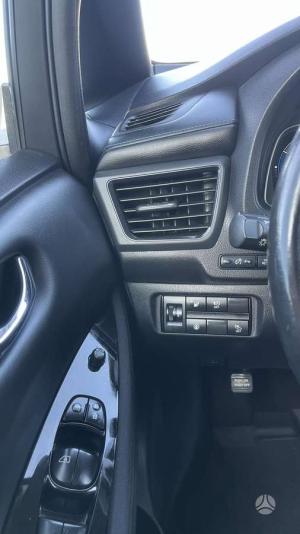 White Nissan Leaf 2018 in Vilnius, with an engine capacity of 0.00 L and mileage of 97 thousand km for 10500 €, photo 15 on AUTOMOTO.COM.LV