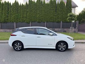 Balts Nissan Leaf 2018 Viļņa, ar dzinēja tilpumu 0.00 L un nobraukumu 112 tūkst. km par 8999 €, foto 3 vietnē AUTOMOTO.COM.LV