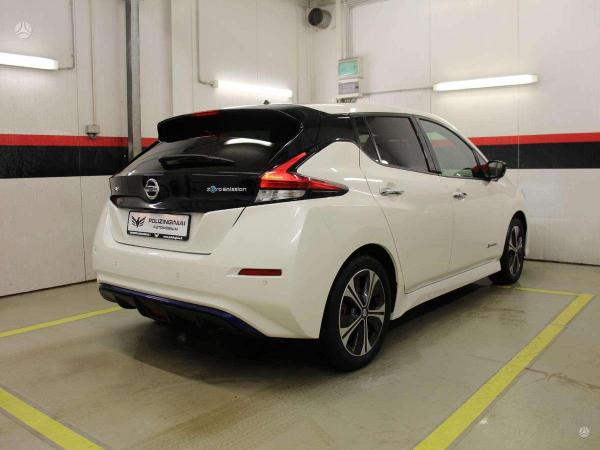 Balts Nissan Leaf 2019 Viļņa, ar dzinēja tilpumu 0.00 L un nobraukumu 28 tūkst. km par 17950 €, foto 3 vietnē AUTOMOTO.COM.LV