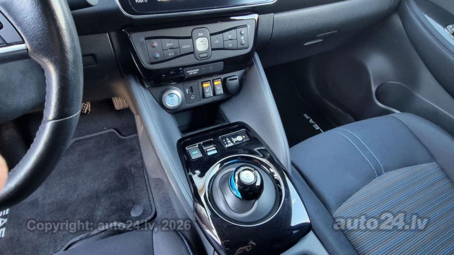 Balts Nissan Leaf 2019 Tallina, ar dzinēja tilpumu 0.00 L un nobraukumu 17 tūkst. km par 12890 €, foto 16 vietnē AUTOMOTO.COM.LV