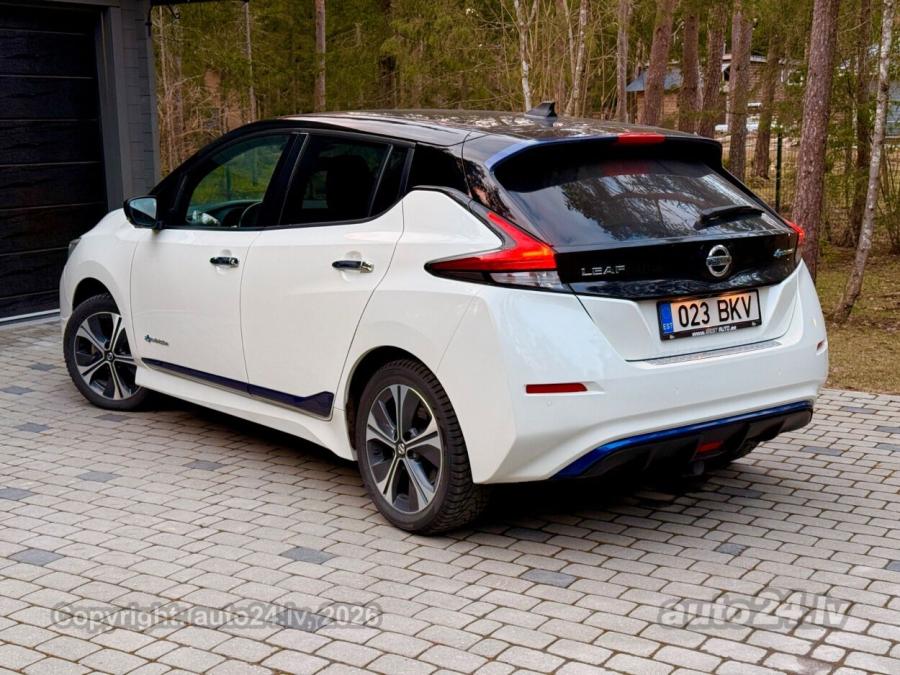 Balts Nissan Leaf 2019 Tallina, ar dzinēja tilpumu 0.00 L un nobraukumu 111 tūkst. km par 14900 €, foto 1 vietnē AUTOMOTO.COM.LV