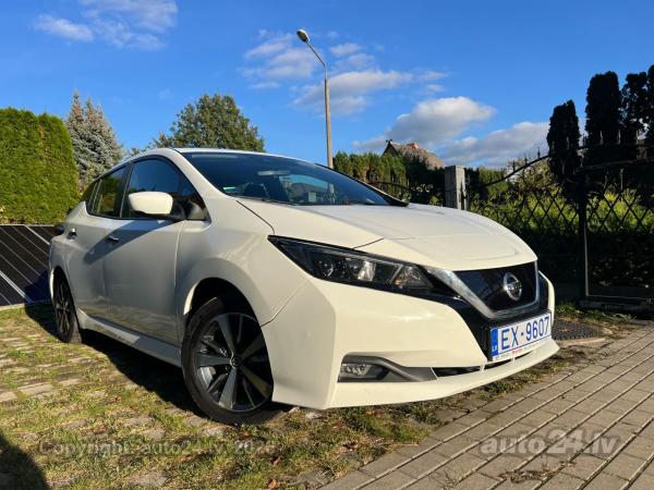Balts Nissan Leaf 2019 Rīga, ar dzinēja tilpumu 0.00 L un nobraukumu 121 tūkst. km par 9900 €, foto 2 vietnē AUTOMOTO.COM.LV