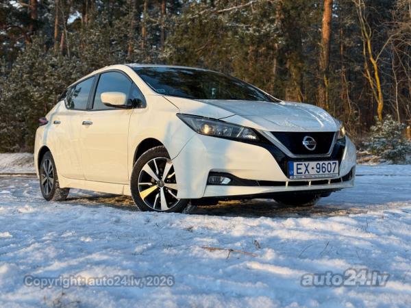 Balts Nissan Leaf 2019 Rīga, ar dzinēja tilpumu 0.00 L un nobraukumu 121 tūkst. km par 9900 €, foto 3 vietnē AUTOMOTO.COM.LV
