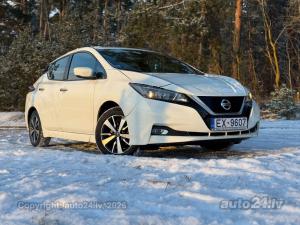 Balts Nissan Leaf 2019 Rīga, ar dzinēja tilpumu 0.00 L un nobraukumu 121 tūkst. km par 9900 €, foto 4 vietnē AUTOMOTO.COM.LV
