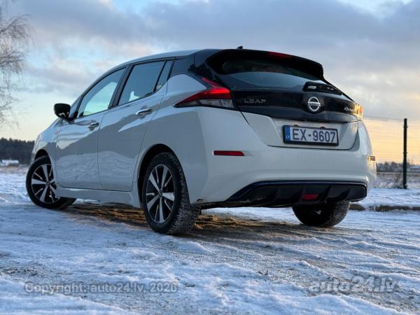 Balts Nissan Leaf 2019 Rīga, ar dzinēja tilpumu 0.00 L un nobraukumu 121 tūkst. km par 9900 €, foto 4 vietnē AUTOMOTO.COM.LV