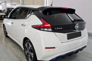 White Nissan Leaf 2019 in Riga, with an engine capacity of 0.00 L and mileage of 23 thousand km for 14000 €, photo 3 on AUTOMOTO.COM.LV