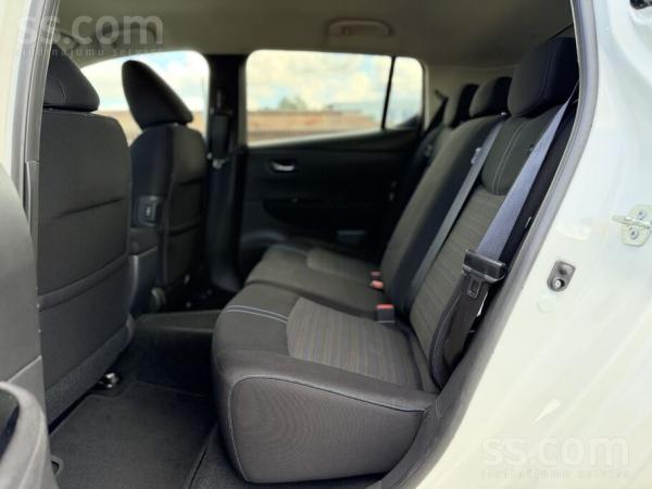 Balts Nissan Leaf 2019 Rīga, ar dzinēja tilpumu 0.00 L un nobraukumu 199 tūkst. km par 12995 €, foto 7 vietnē AUTOMOTO.COM.LV