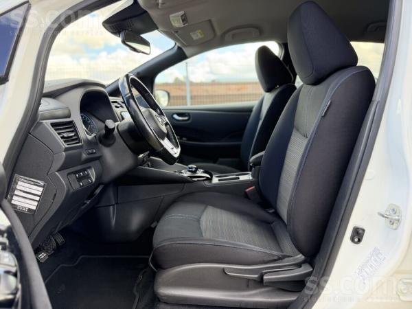 Balts Nissan Leaf 2019 Rīga, ar dzinēja tilpumu 0.00 L un nobraukumu 199 tūkst. km par 12995 €, foto 10 vietnē AUTOMOTO.COM.LV