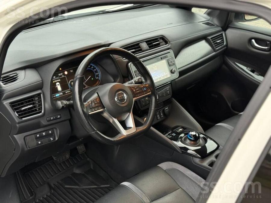 Balts Nissan Leaf 2019 Rīga, ar dzinēja tilpumu 0.00 L un nobraukumu 96 tūkst. km par 10900 €, foto 9 vietnē AUTOMOTO.COM.LV