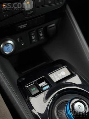 Balts Nissan Leaf 2019 Rīga, ar dzinēja tilpumu 0.00 L un nobraukumu 96 tūkst. km par 10900 €, foto 14 vietnē AUTOMOTO.COM.LV