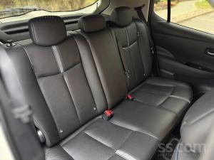 Balts Nissan Leaf 2019 Rīga, ar dzinēja tilpumu 0.00 L un nobraukumu 96 tūkst. km par 10900 €, foto 16 vietnē AUTOMOTO.COM.LV