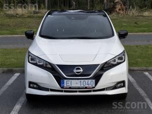 Balts Nissan Leaf 2019 Rīga, ar dzinēja tilpumu 0.00 L un nobraukumu 73 tūkst. km par 12950 €, foto 3 vietnē AUTOMOTO.COM.LV