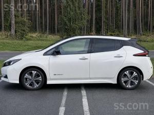 Balts Nissan Leaf 2019 Rīga, ar dzinēja tilpumu 0.00 L un nobraukumu 73 tūkst. km par 12950 €, foto 6 vietnē AUTOMOTO.COM.LV