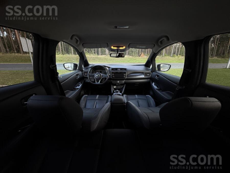 Balts Nissan Leaf 2019 Rīga, ar dzinēja tilpumu 0.00 L un nobraukumu 73 tūkst. km par 12950 €, foto 16 vietnē AUTOMOTO.COM.LV