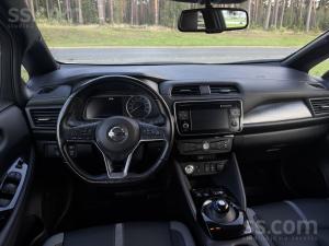 Balts Nissan Leaf 2019 Rīga, ar dzinēja tilpumu 0.00 L un nobraukumu 73 tūkst. km par 12950 €, foto 17 vietnē AUTOMOTO.COM.LV