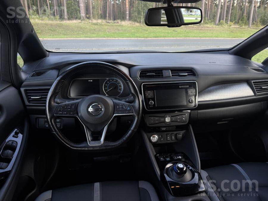 Balts Nissan Leaf 2019 Rīga, ar dzinēja tilpumu 0.00 L un nobraukumu 73 tūkst. km par 12950 €, foto 17 vietnē AUTOMOTO.COM.LV