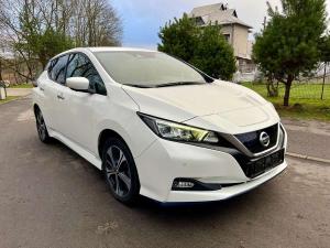 Balts Nissan Leaf 2020 Tauragė, ar dzinēja tilpumu 0.00 L un nobraukumu 189 tūkst. km par 9900 €, foto 2 vietnē AUTOMOTO.COM.LV