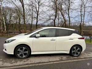 Balts Nissan Leaf 2020 Tauragė, ar dzinēja tilpumu 0.00 L un nobraukumu 189 tūkst. km par 9900 €, foto 4 vietnē AUTOMOTO.COM.LV