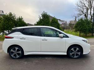 Balts Nissan Leaf 2020 Tauragė, ar dzinēja tilpumu 0.00 L un nobraukumu 189 tūkst. km par 9900 €, foto 5 vietnē AUTOMOTO.COM.LV