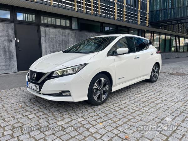 Balts Nissan Leaf 2020 Tallina, ar dzinēja tilpumu 0.00 L un nobraukumu 49 tūkst. km par 13990 €, foto 1 vietnē AUTOMOTO.COM.LV