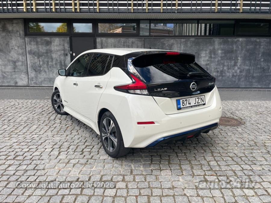 Balts Nissan Leaf 2020 Tallina, ar dzinēja tilpumu 0.00 L un nobraukumu 49 tūkst. km par 13990 €, foto 3 vietnē AUTOMOTO.COM.LV