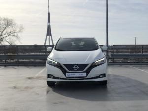 White Nissan Leaf 2020 in Riga, with an engine capacity of 0.00 L and mileage of 23 thousand km for 13500 €, photo 8 on AUTOMOTO.COM.LV
