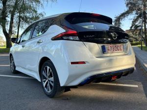 Balts Nissan Leaf 2020 Kauņa, ar dzinēja tilpumu 0.00 L un nobraukumu 41 tūkst. km par 12999 €, foto 5 vietnē AUTOMOTO.COM.LV