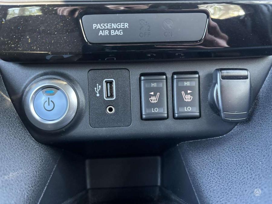 Balts Nissan Leaf 2020 Kauņa, ar dzinēja tilpumu 0.00 L un nobraukumu 41 tūkst. km par 12999 €, foto 13 vietnē AUTOMOTO.COM.LV