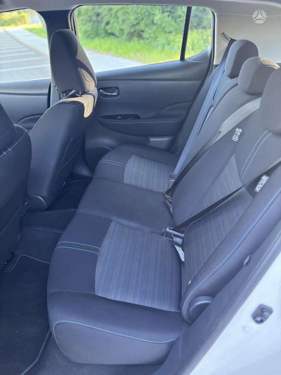 Balts Nissan Leaf 2020 Kauņa, ar dzinēja tilpumu 0.00 L un nobraukumu 41 tūkst. km par 12999 €, foto 14 vietnē AUTOMOTO.COM.LV