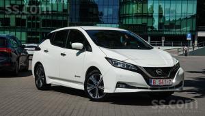 White Nissan Leaf 2020 in Riga, with an engine capacity of 0.00 L and mileage of 77 thousand km for 15450 €, photo  on AUTOMOTO.COM.LV
