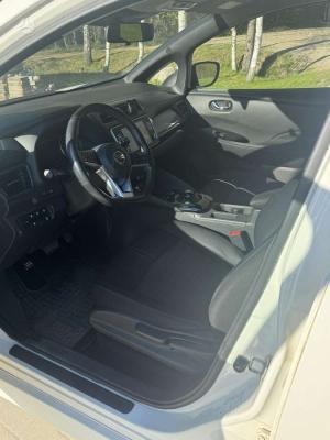 Balts Nissan Leaf 2020 Plungė, ar dzinēja tilpumu 0.00 L un nobraukumu 92 tūkst. km par 10500 €, foto 7 vietnē AUTOMOTO.COM.LV