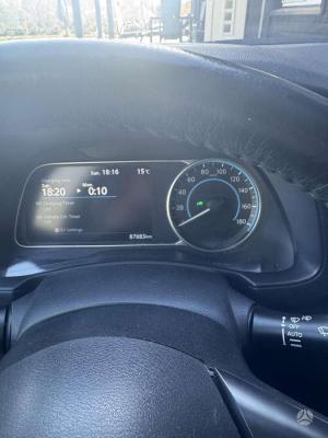 Balts Nissan Leaf 2020 Plungė, ar dzinēja tilpumu 0.00 L un nobraukumu 92 tūkst. km par 10500 €, foto 8 vietnē AUTOMOTO.COM.LV