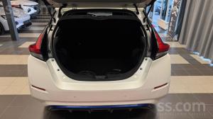 Balts Nissan Leaf 2020 Rīga, ar dzinēja tilpumu 0.00 L un nobraukumu 71 tūkst. km par 14990 €, foto 19 vietnē AUTOMOTO.COM.LV