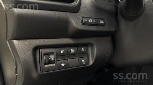 Balts Nissan Leaf 2020 Rīga, ar dzinēja tilpumu 0.00 L un nobraukumu 71 tūkst. km par 14990 €, foto 20 vietnē AUTOMOTO.COM.LV