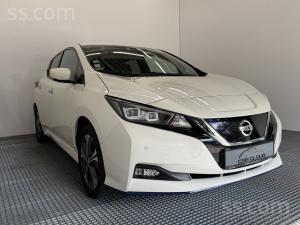Balts Nissan Leaf 2020 Rīga, ar dzinēja tilpumu 0.00 L un nobraukumu 57 tūkst. km par 16990 €, foto 4 vietnē AUTOMOTO.COM.LV