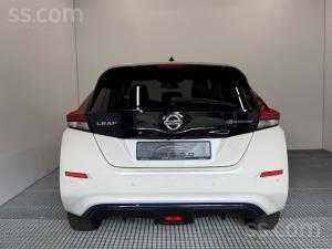 Balts Nissan Leaf 2020 Rīga, ar dzinēja tilpumu 0.00 L un nobraukumu 57 tūkst. km par 16990 €, foto 5 vietnē AUTOMOTO.COM.LV
