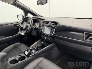 Balts Nissan Leaf 2020 Rīga, ar dzinēja tilpumu 0.00 L un nobraukumu 57 tūkst. km par 16990 €, foto 13 vietnē AUTOMOTO.COM.LV